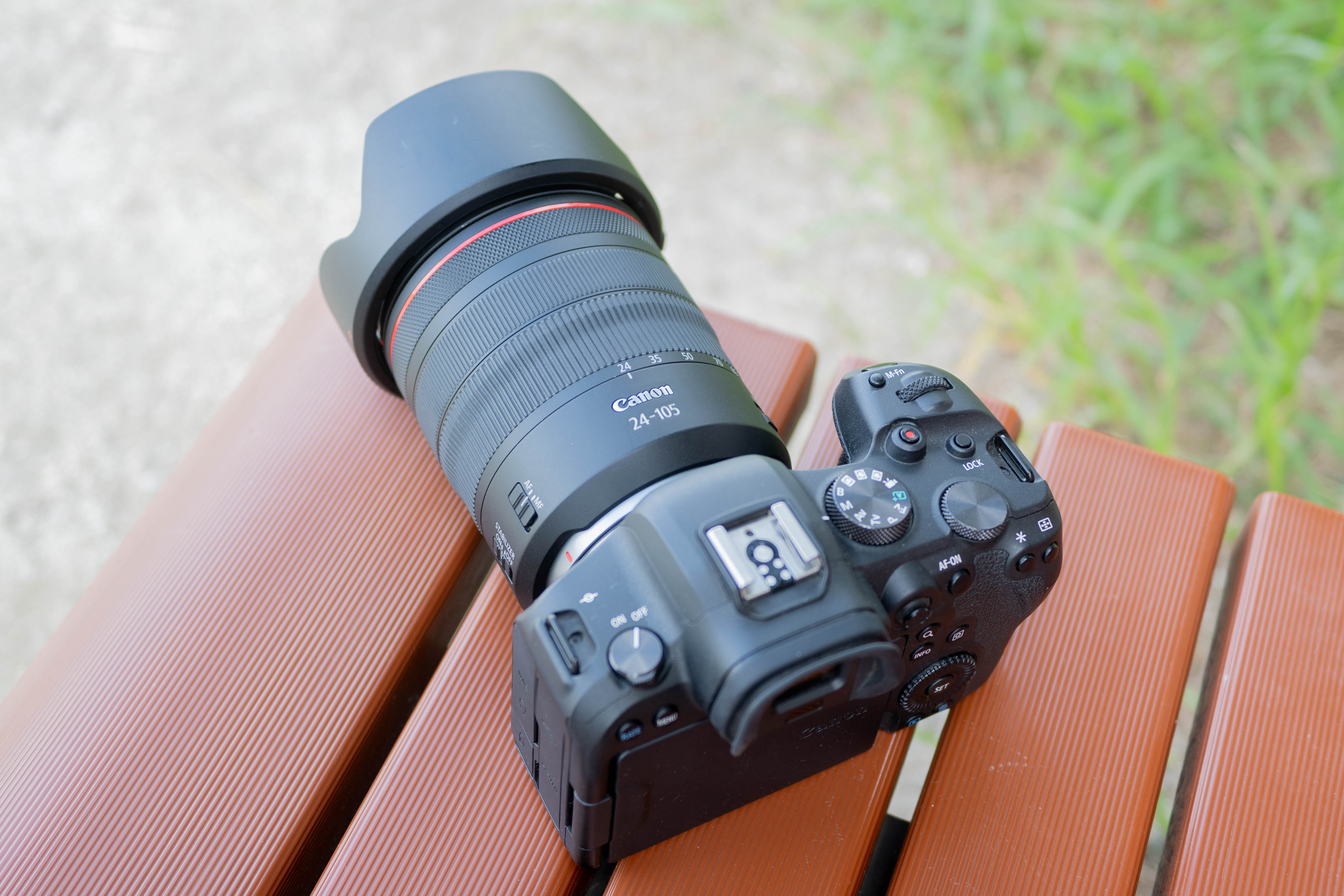 Canon RF24-105mm F4 L IS USM : ミラーレスカメラの世界へ - ちーすたじお.